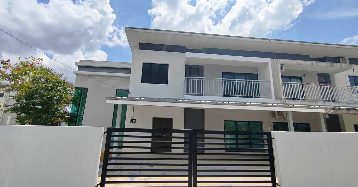 Taman Kuantan Jaya, Double Storey Terrace Villa @ Kuantan, Pahang | New ...